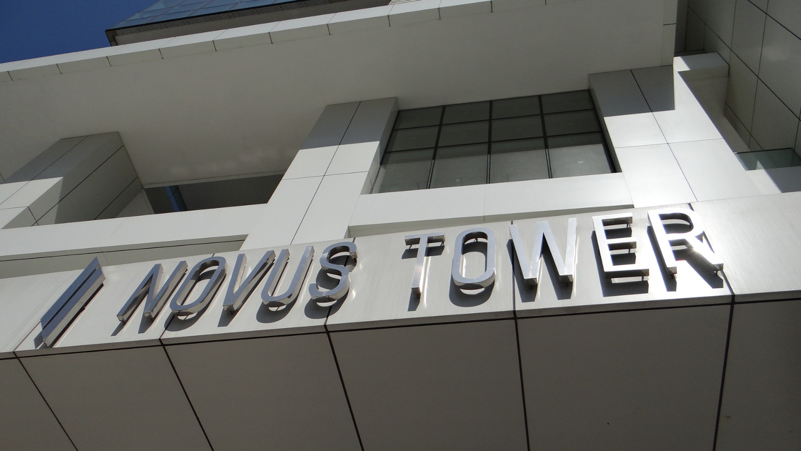 Novus Tower Yönetimi