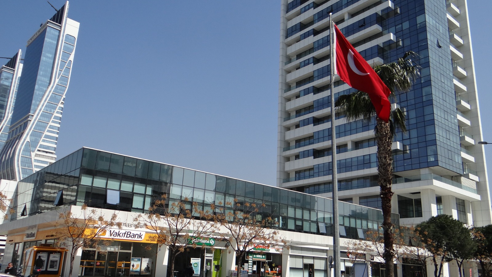 Novus Tower Yönetimi